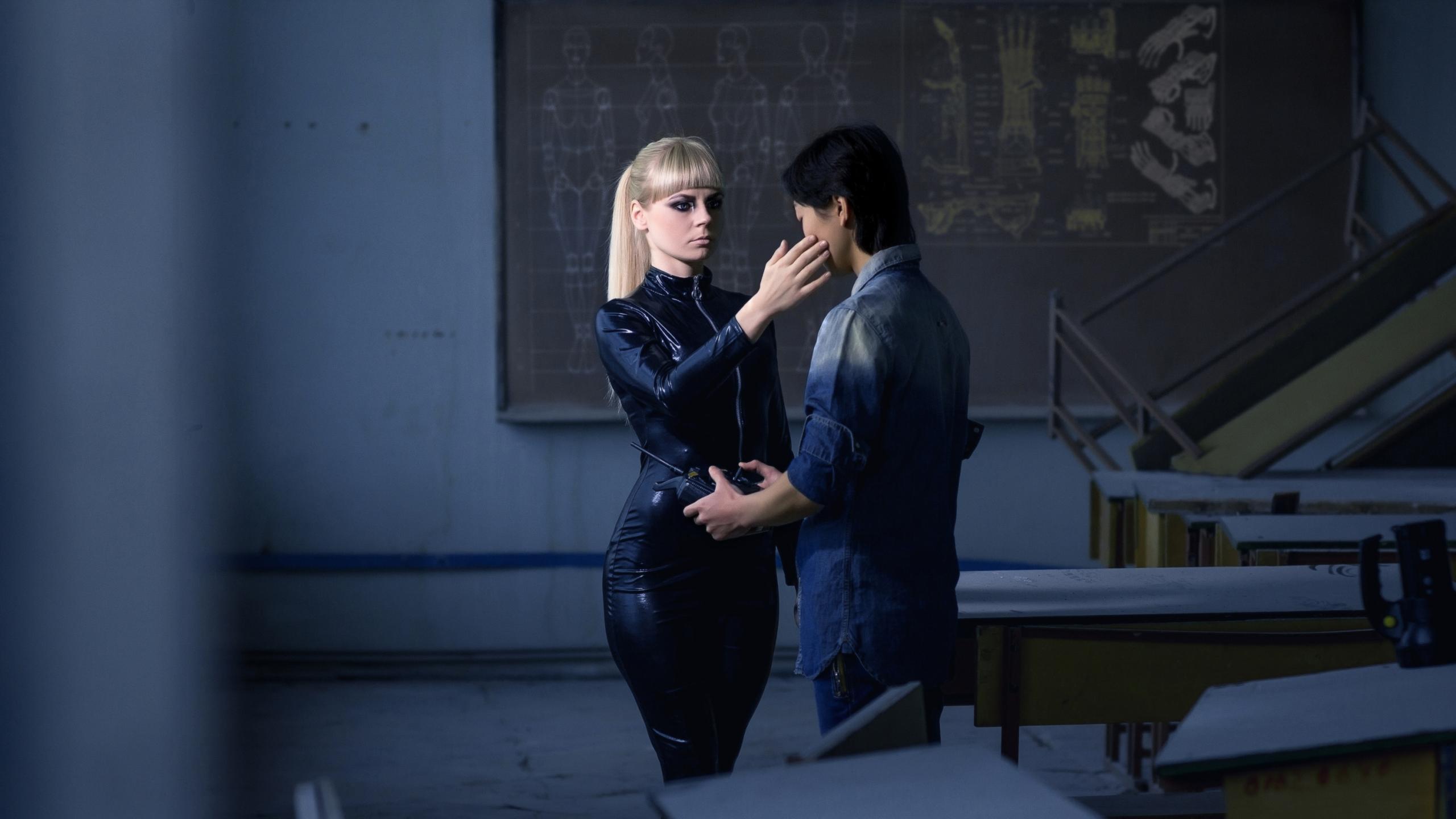 Enjoy ’Experiment’ in the unique format on CINE-BOOKS.com!